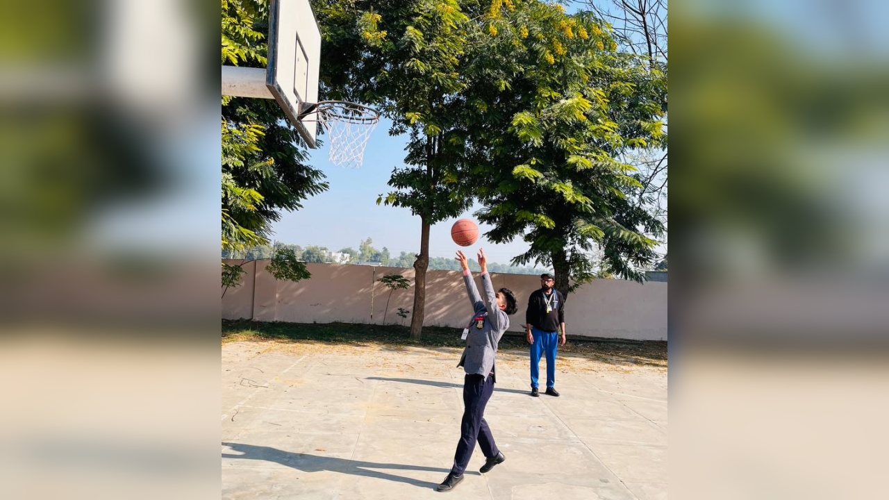 Home | Vasant Valley Public School